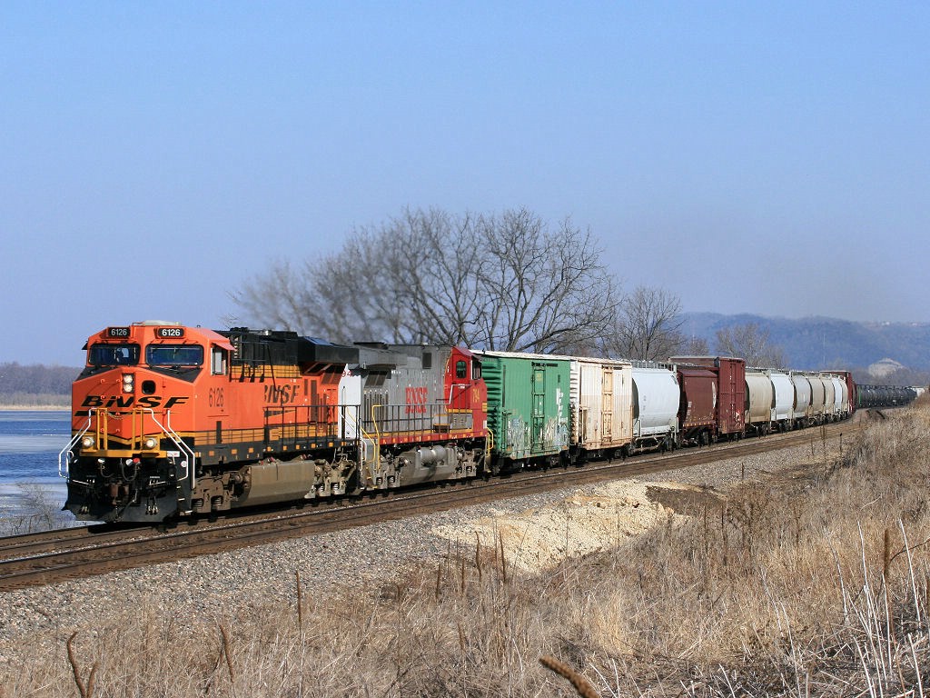BNSF 6126